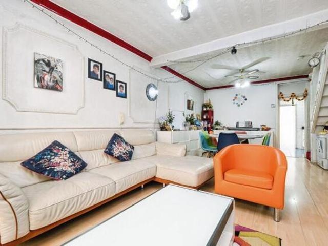 House 3 Bedroom For Sale London Greater London 449950 ES100684820