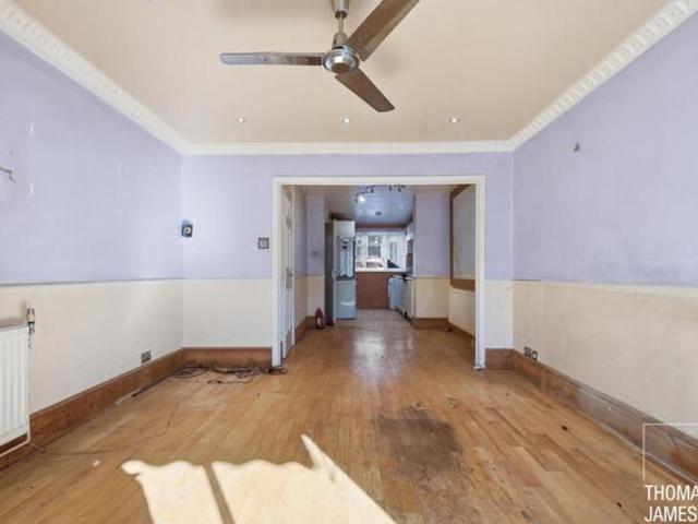 House 3 Bedroom For Sale London Greater London 450000 ES101678157