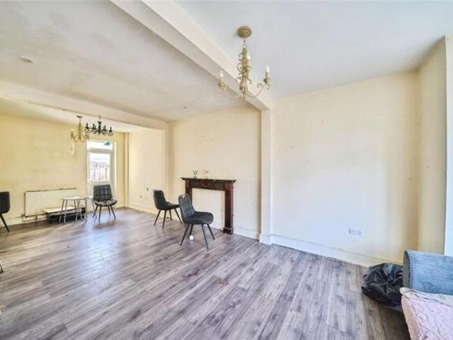 House 3 Bedroom For Sale London Greater London 575000 ES101316057