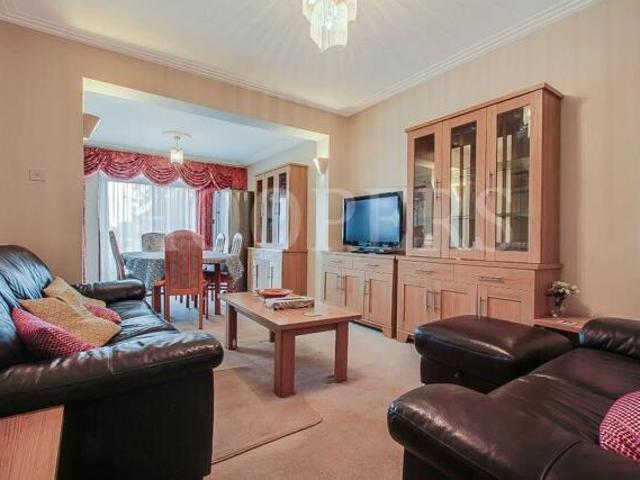 House 3 Bedroom For Sale London Greater London 599950 ELS98930307