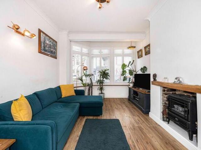 House 3 Bedroom For Sale London Greater London 525000 ELS99237144