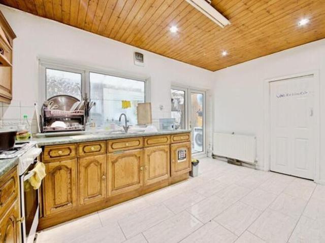House 3 Bedroom For Sale London Greater London 525000 ES101025886