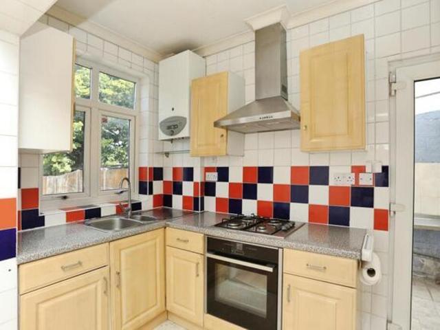 House 3 Bedroom For Sale London Greater London 535000 ELS99571941