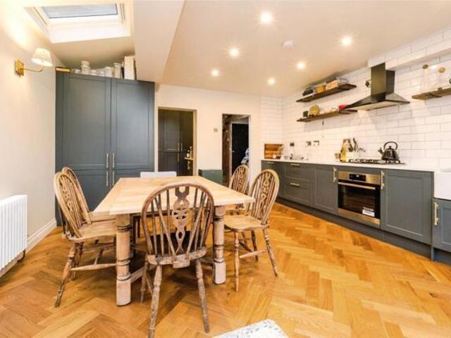 House 3 Bedroom For Sale London Greater London 650000 ELS99688308