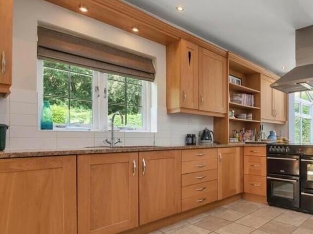 House 3 Bedroom For Sale London Greater London 685000 ELS99572023