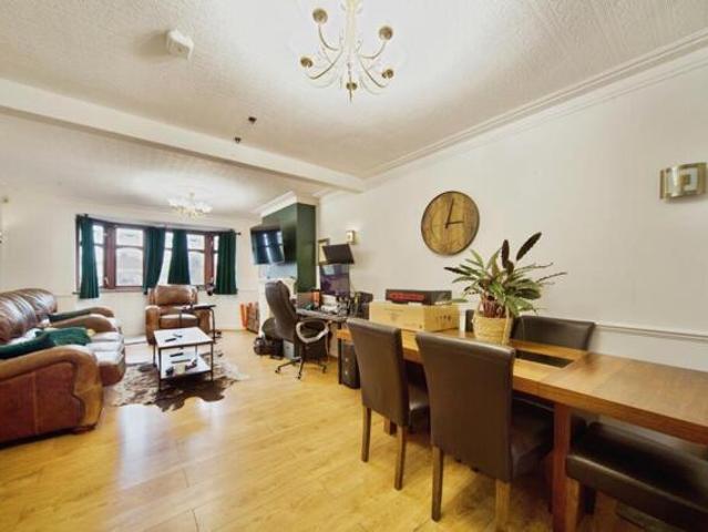 House 3 Bedroom For Sale London Greater London 600000 ELS98765707
