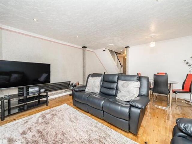 House 3 Bedroom For Sale London Greater London 600000 ES99436806
