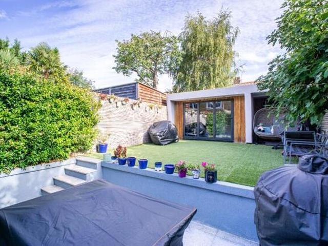 House 3 Bedroom For Sale London Greater London 700000 ELS100786711