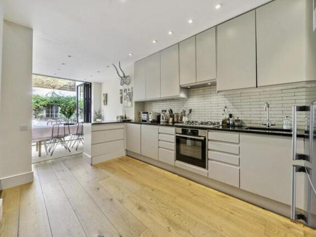 House 3 Bedroom For Sale London Greater London 875000 ELS98834674