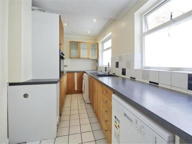 House 3 Bedroom For Sale London Greater London 950000 ELS98903482