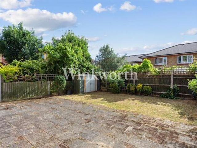 House 3 Bedroom For Sale London Greater London 950000 ES101200009