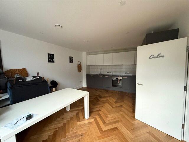 House 3 Bedroom For Sale Londres Greater London 490000 ELS101676971