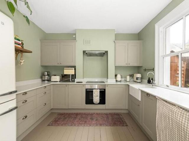 House 3 Bedroom For Sale Londres Greater London 575000 ES100191972