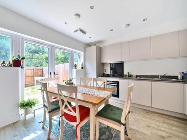 House 3 Bedroom For Sale Londres Greater London 600000 ELS100854926