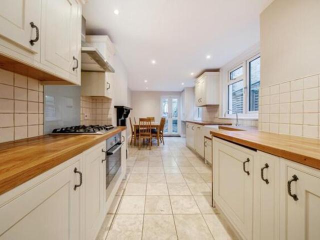 House 3 Bedroom For Sale Londres Greater London 650000 ES99204035