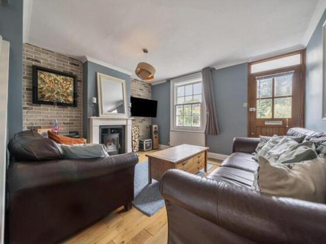 House 3 Bedroom For Sale Londres Greater London 700000 ELS99290283