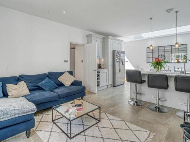 House 3 Bedroom For Sale Londres Greater London 950000 ES99277928