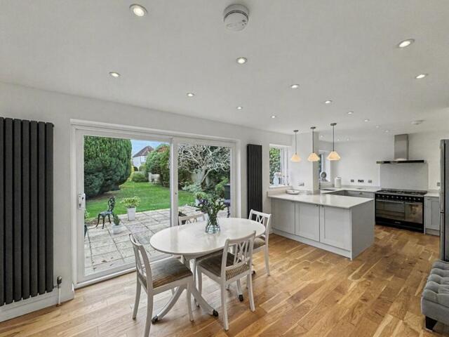 House 3 Bedroom For Sale Londres Greater London 950000 ES101352070
