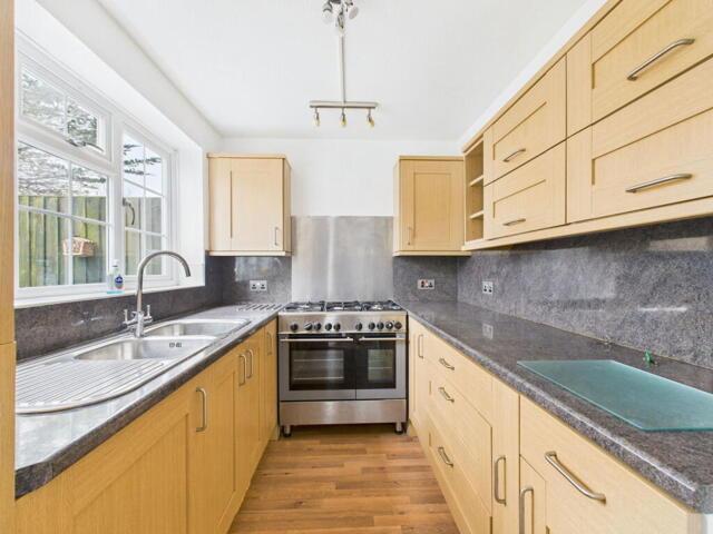 House 3 Bedroom For Sale Lancing West Sussex 340000 ES100987840