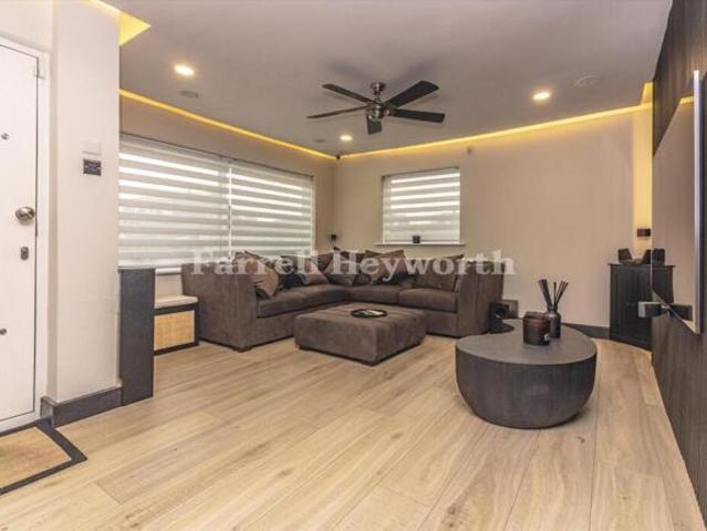 House 3 Bedroom For Sale Lancs Lancashire 475000 ELS98477231