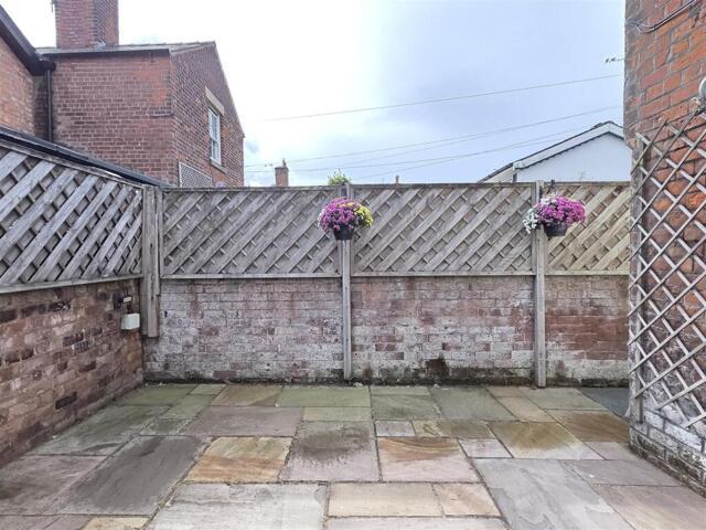 House 3 Bedroom For Sale Lancs Lancashire 535000 ELS98386799