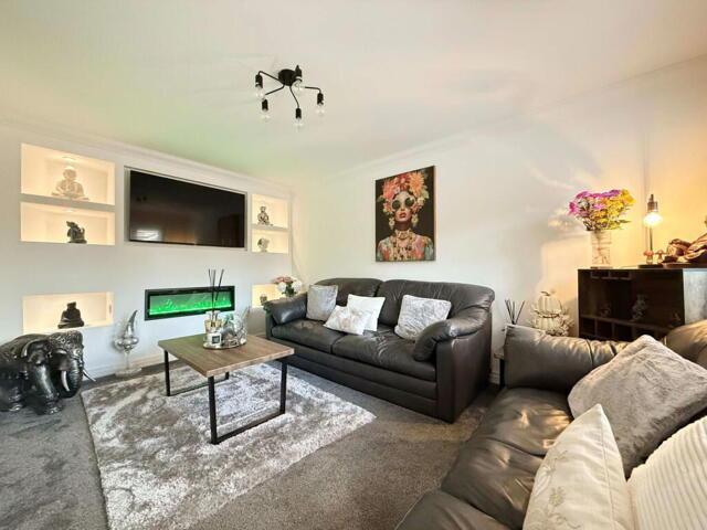 House 3 Bedroom For Sale Lancs Sefton 315000 ES100398496