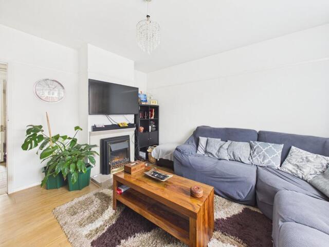 House 3 Bedroom For Sale Langley Slough 460000 ELS100648760