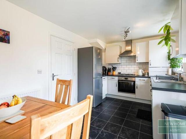 House 3 Bedroom For Sale Leeds Leeds 255000 ES101168293