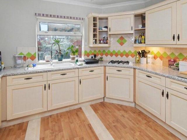 House 3 Bedroom For Sale Leeds West Yorkshire 220000 ES101678170