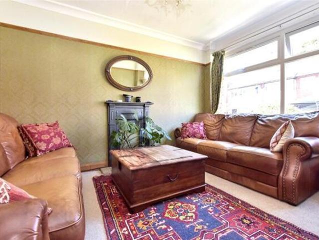 House 3 Bedroom For Sale Leeds West Yorkshire 235000 ELS101996150