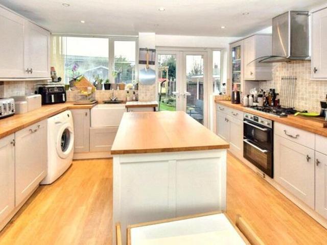 House 3 Bedroom For Sale Leeds West Yorkshire 244995 ES98262932
