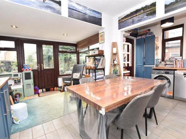 House 3 Bedroom For Sale Leeds West Yorkshire 300000 ES100132208