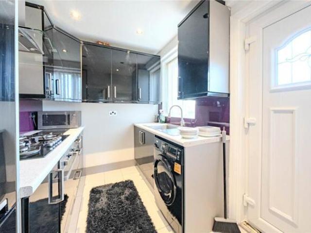 House 3 Bedroom For Sale Leeds West Yorkshire 390000 ES100855055