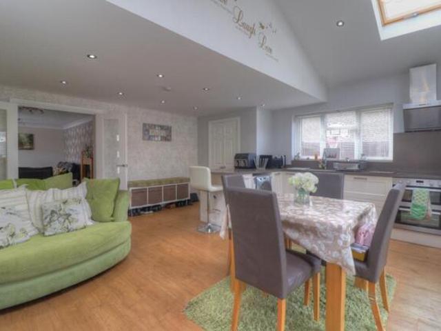 House 3 Bedroom For Sale Leicester Leicester 325000 ES100456542