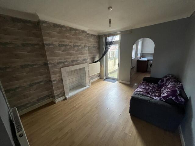 House 3 Bedroom For Sale Leicester Leicestershire 110000 ELS99641771