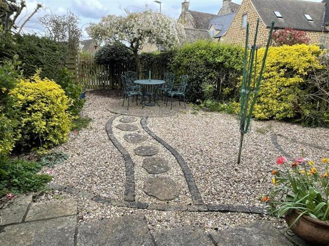 House 3 Bedroom For Sale Little Rissington Little Rissington 395000 ELS99895235