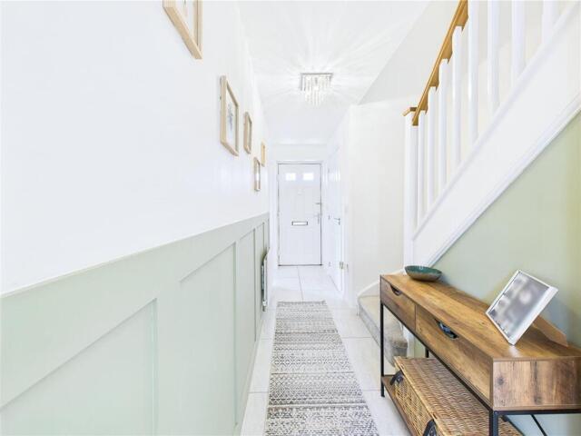 House 3 Bedroom For Sale Lichfield Staffordshire 425000 ES99092764