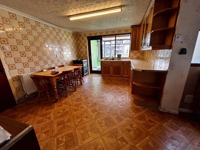 House 3 Bedroom For Sale Llangadog Carmarthenshire 169500 ES101892225