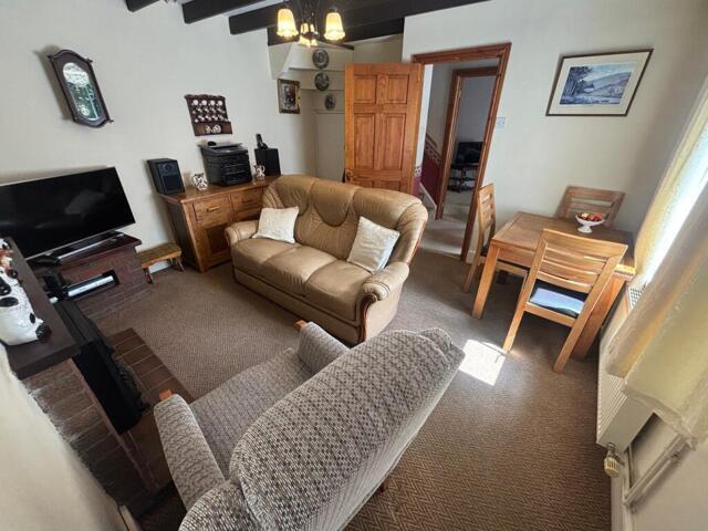 House 3 Bedroom For Sale Llanybydder Ceredigion 295000 ES98386941