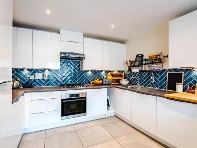 House 3 Bedroom For Sale Luton Luton 390000 ES101199986