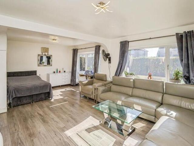 House 3 Bedroom For Sale Mold Flintshire 210000 ELS98503871