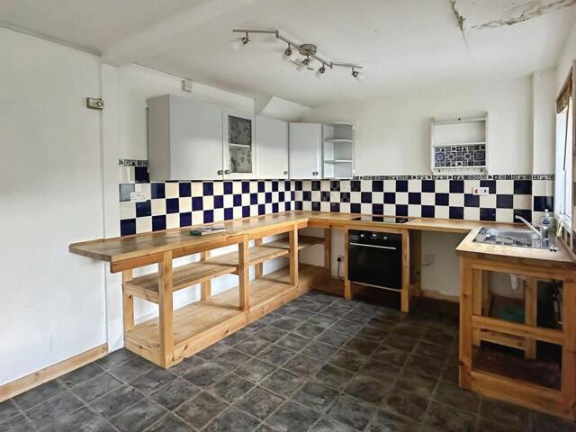 House 3 Bedroom For Sale Maiden Newton Maiden Newton 220000 ES100132463