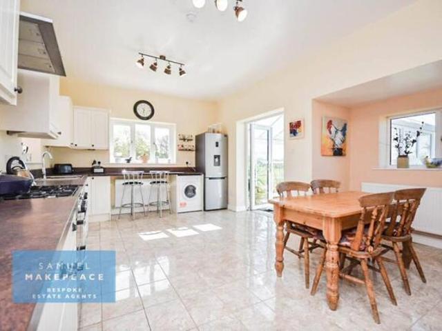 House 3 Bedroom For Sale Mere Lake Road Mere Lake Road 385000 ES99688447