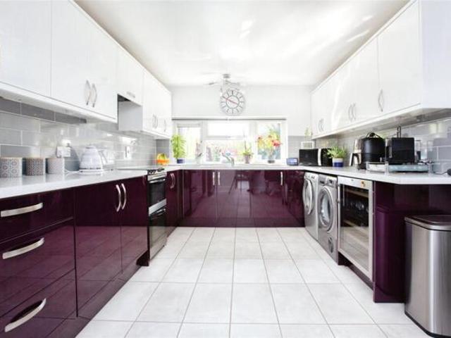 House 3 Bedroom For Sale Milton Keynes Milton Keynes 330000 ES101892185