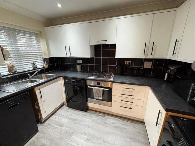 House 3 Bedroom For Sale North Yorkshire North Yorkshire 190000 ES101674687