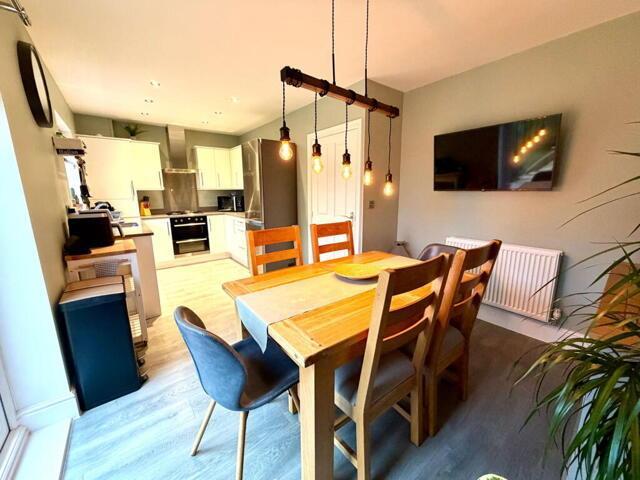 House 3 Bedroom For Sale North Yorkshire Wakefield 320000 ELS101677309