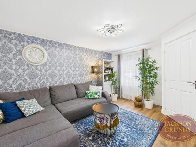 House 3 Bedroom For Sale Northampton Northamptonshire 305000 ES99290441