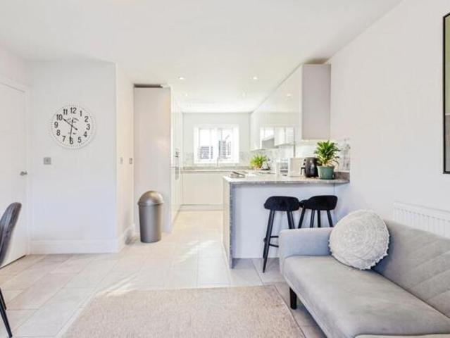 House 3 Bedroom For Sale Northampton Northamptonshire 365000 ELS99380737