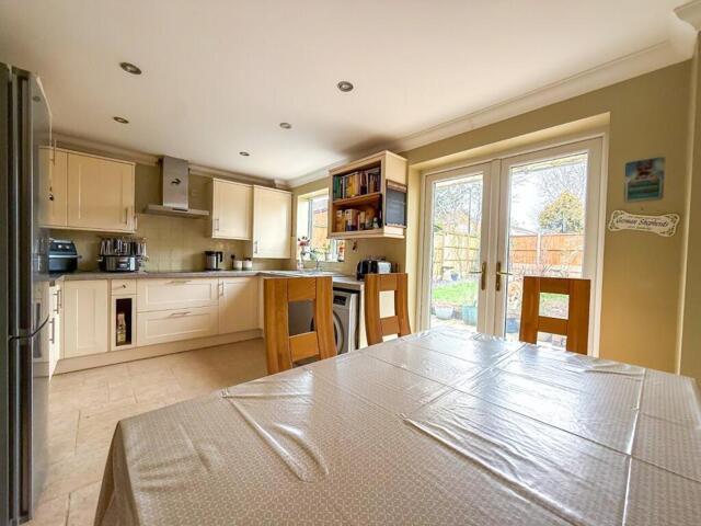 House 3 Bedroom For Sale Nailsea North Somerset 425000 ES100579042
