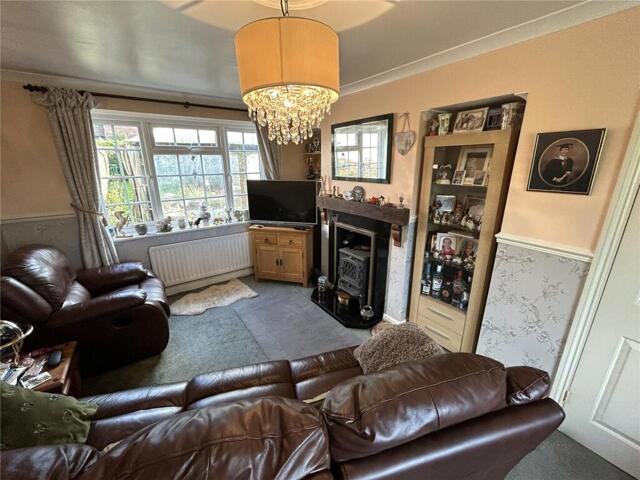 House 3 Bedroom For Sale Newport Telford And Wrekin 265000 ES96093545